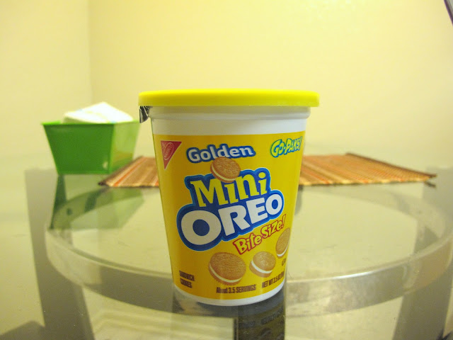 dr. sweet tooth: Mini Golden Oreo Stuffed Snickerdoodles