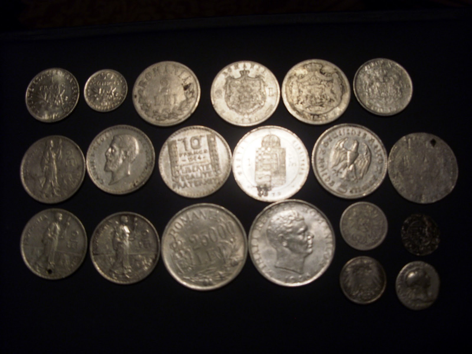 Vand monezi vechi antice - Stirile pe blog