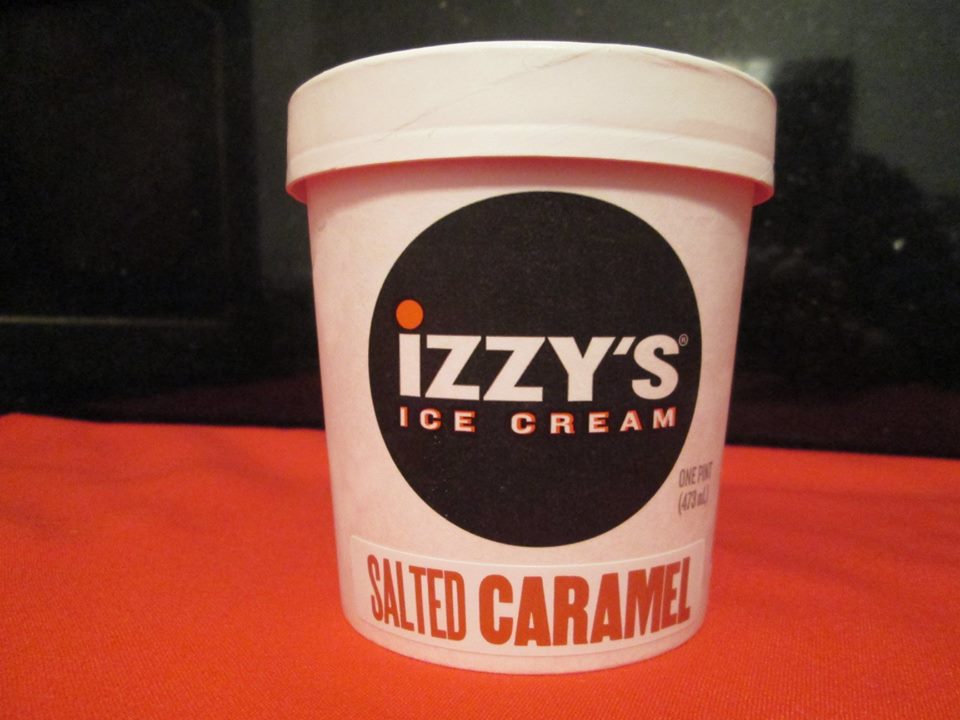 David's Ice Cream Reviews: Izzy's - Salted Caramel