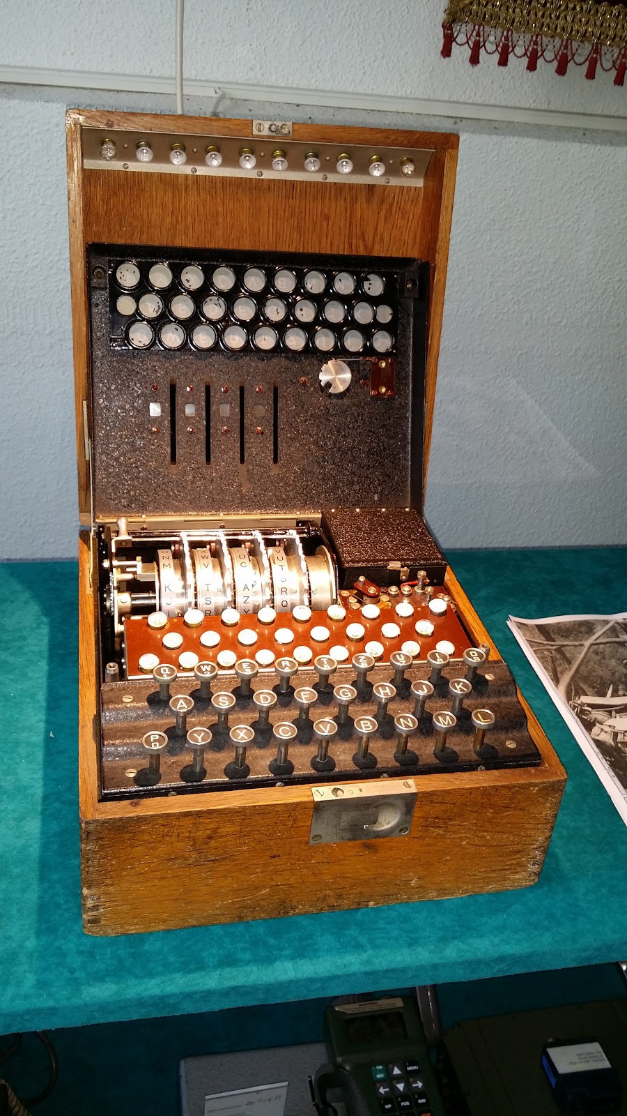 Historia y Arqueología: Imágenes en exclusiva de una máquina Enigma en ...