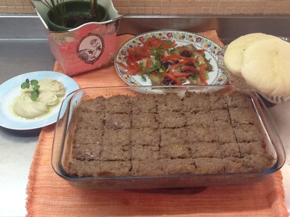 Culinária Árabe: Kibe Assado ou Kibe de Bandeja - Receita