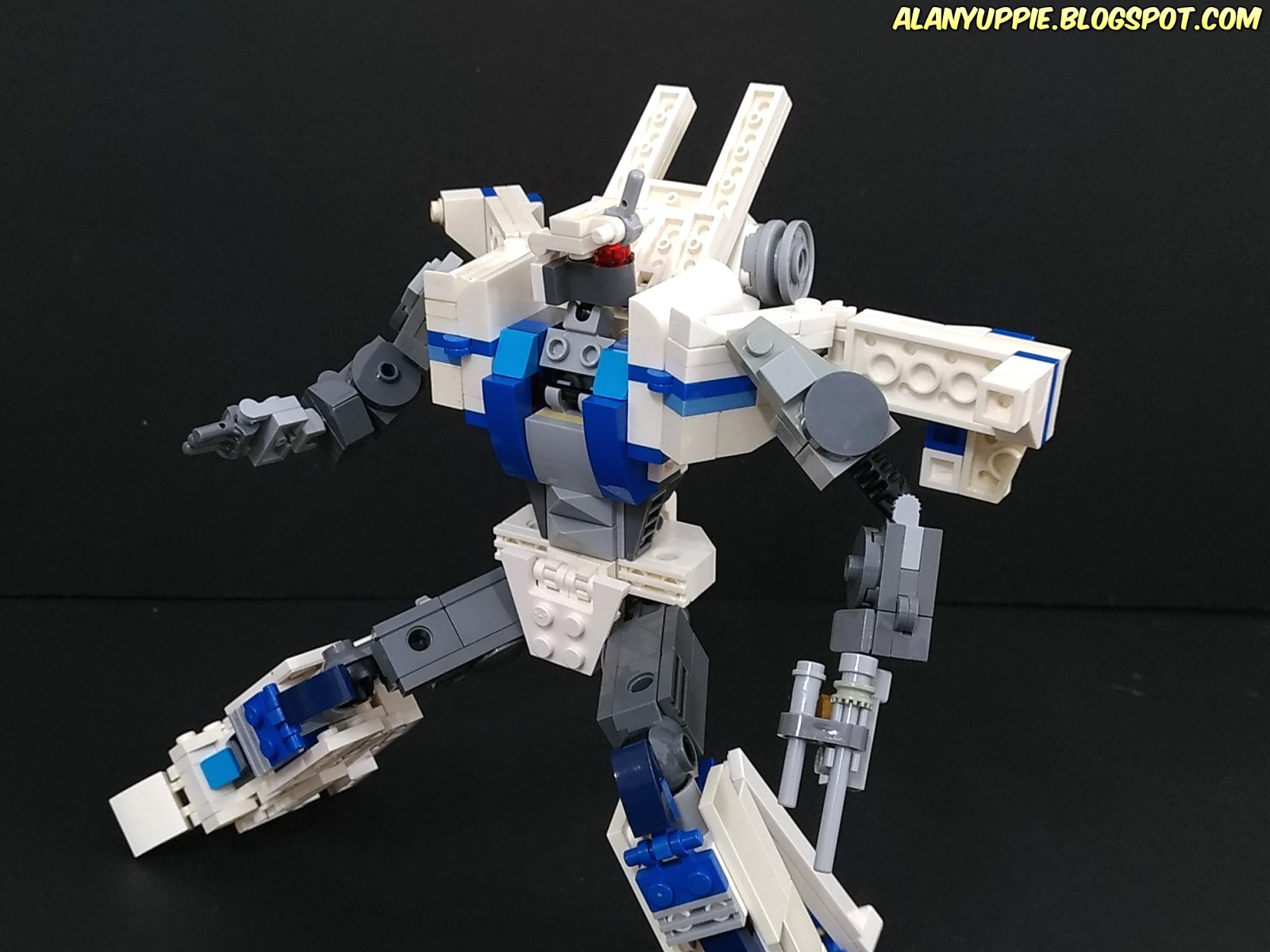 LEGO MOC Transformer Sewing Machine robot aka Stitchmaster by ...