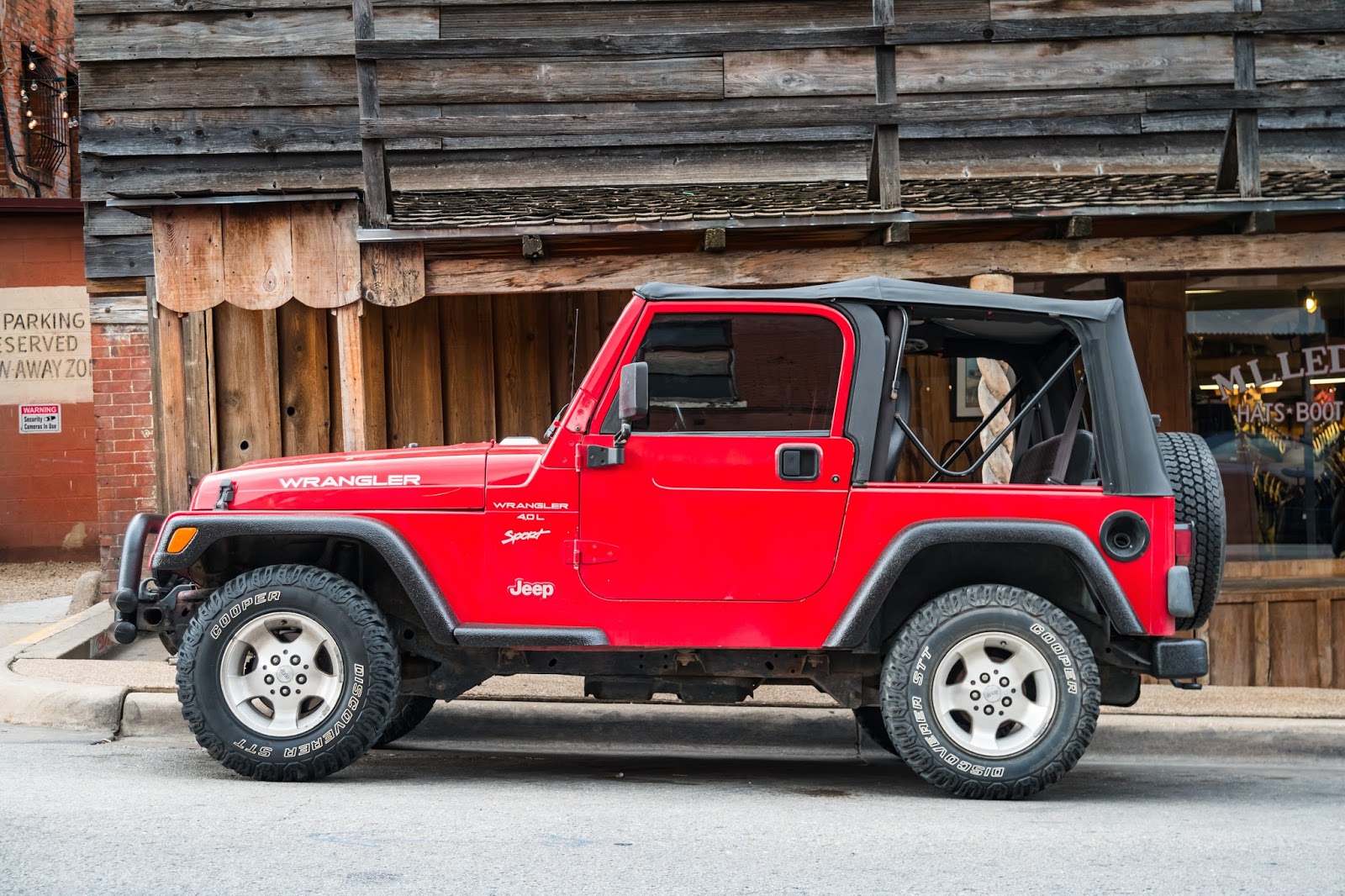 Auto Tops Direct: 5 Famous American Convertibles Through the Years