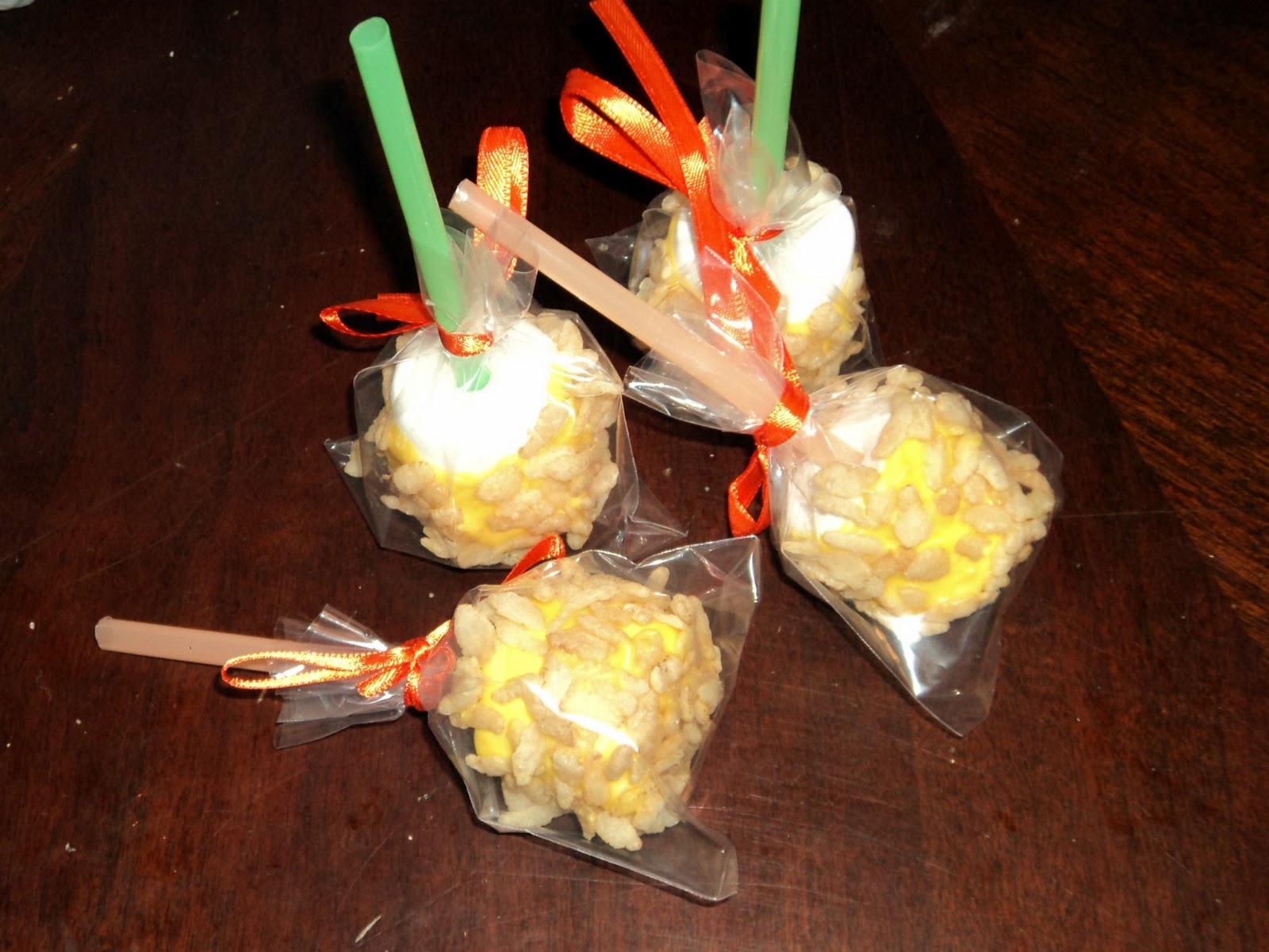 Breakfast with Tiffany: Tasty Tuesday - Marshmallow Hay Bales & Some ...