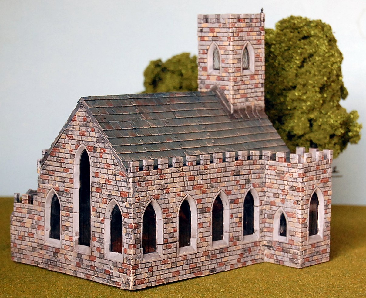 Miniature Minions: HO scale buildings with Linka