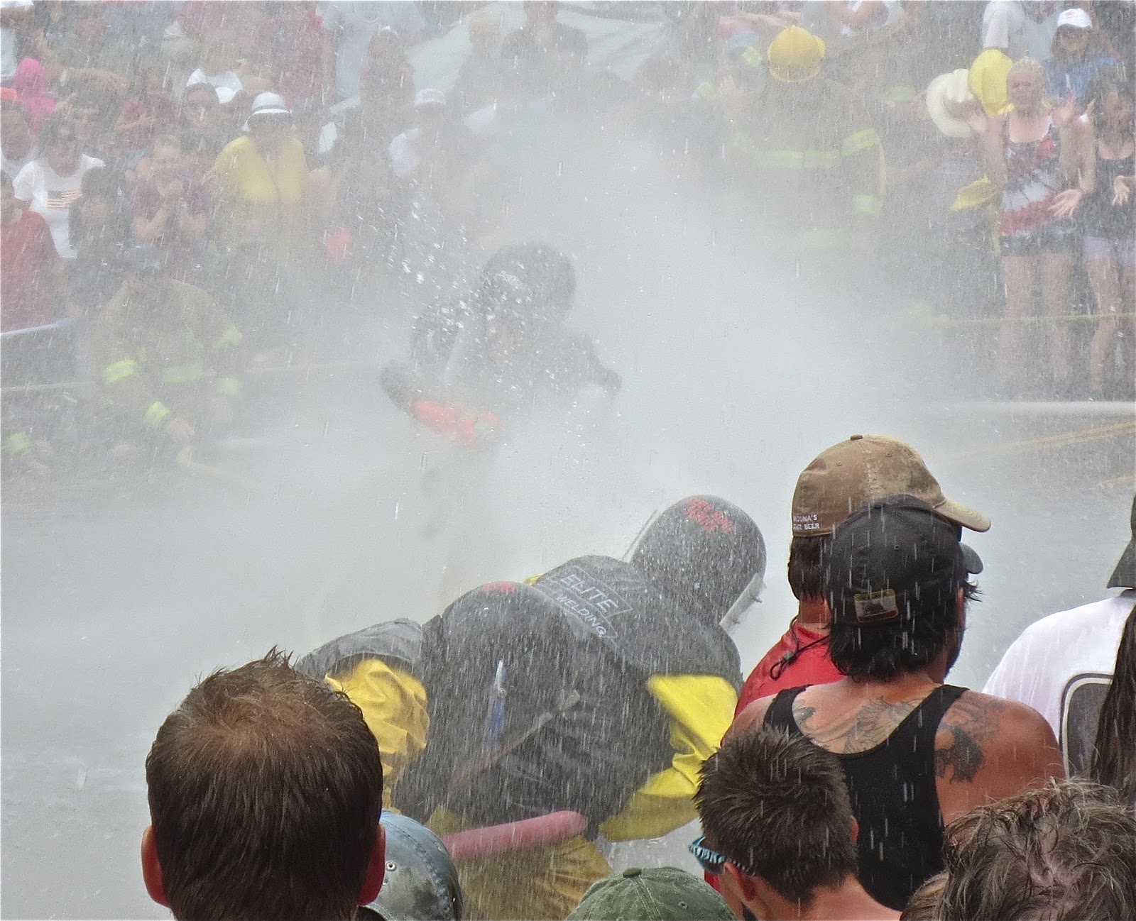 Box Canyon Blog.com: Water Wars On Main Street...Brutal Forth of July ...