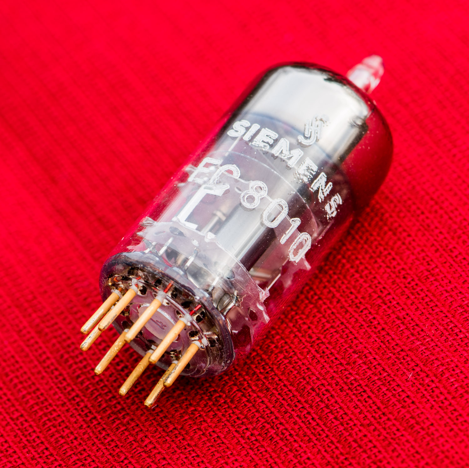 VinylSavor: Tube of the Month : The EC8010