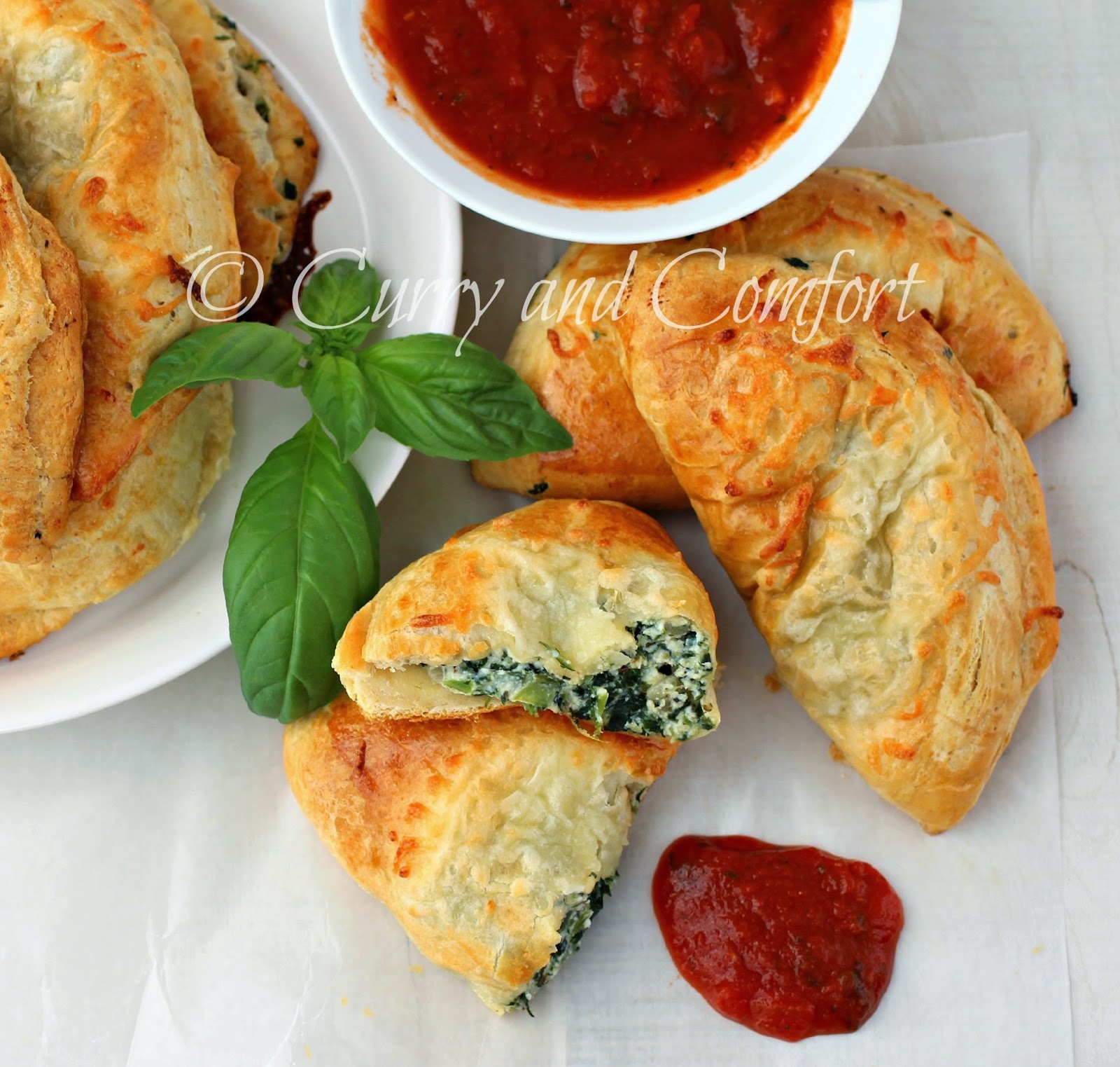 Kitchen Simmer: Spinach and Ricotta Stuffed Pockets