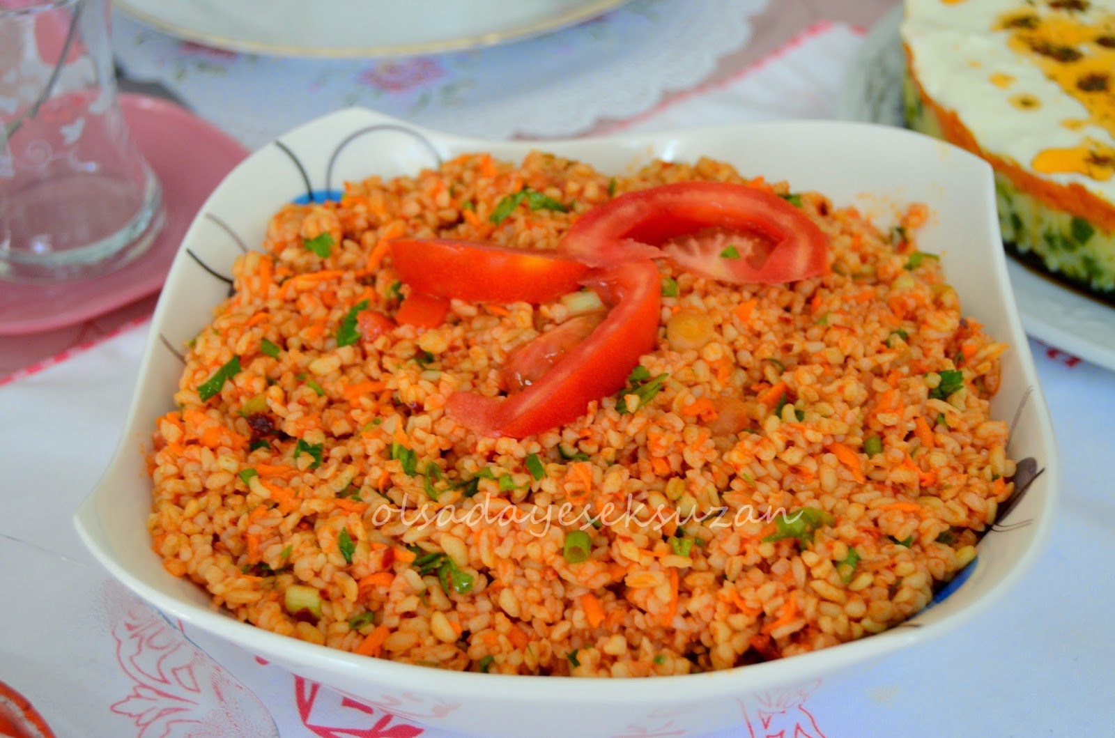 OLSADA YESEK SUZAN: BULGUR SALATASI