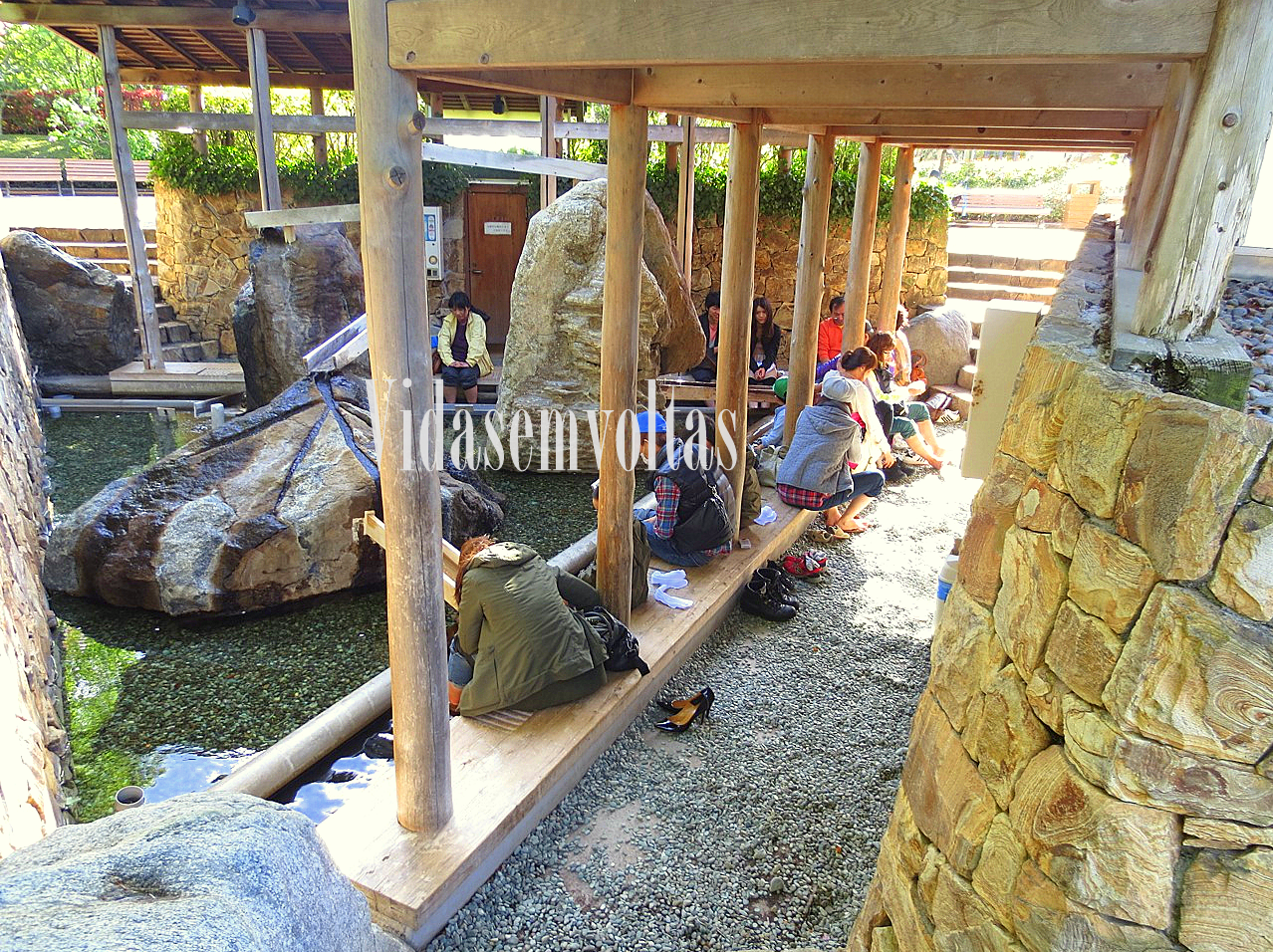 Ashiyu, o escalda-pés do Japão