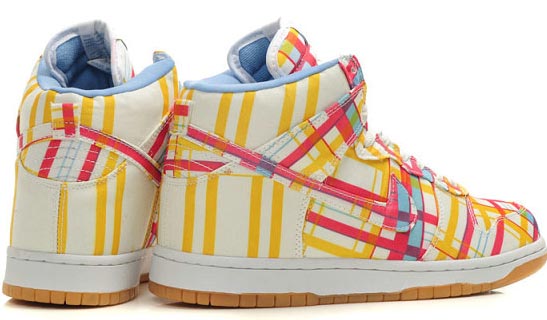 Graffiti Nikes | Graffiti Nike Dunks