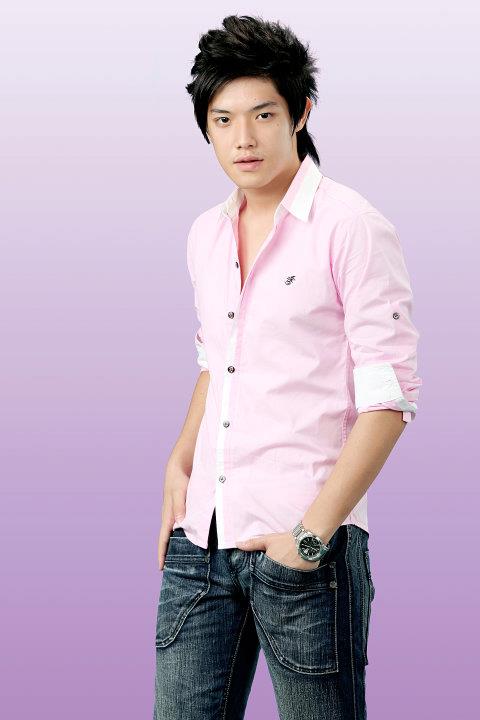 M y a n m a r H u n k s: San Toe Naing