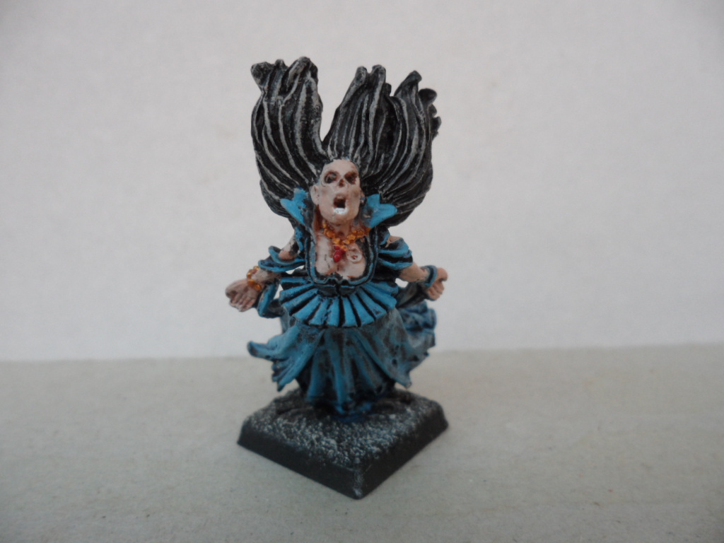Painted Miniatures: Warhammer Miniatures- Vampire Counts Banshee 3