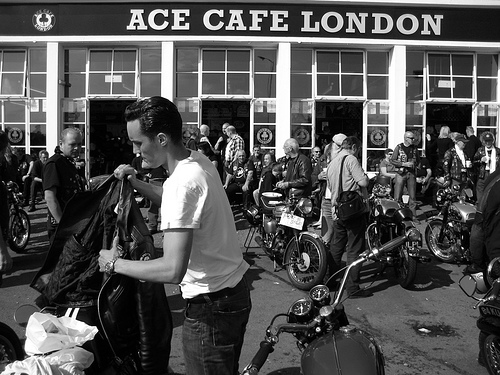 Ace Cafe on Usa - RocketGarage - Cafe Racer Magazine