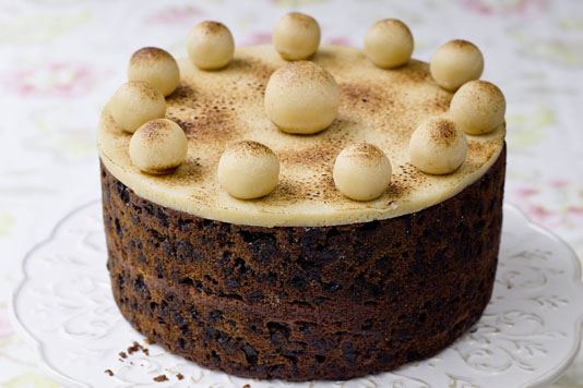 Modern Medievalism: Simnel cakes