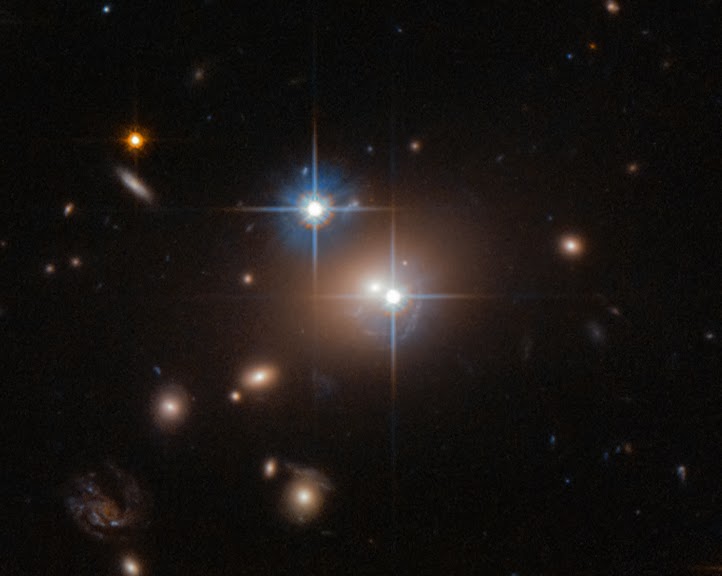 Bouillons de Cultures: Le quasar 8C 0957+561, la double prise