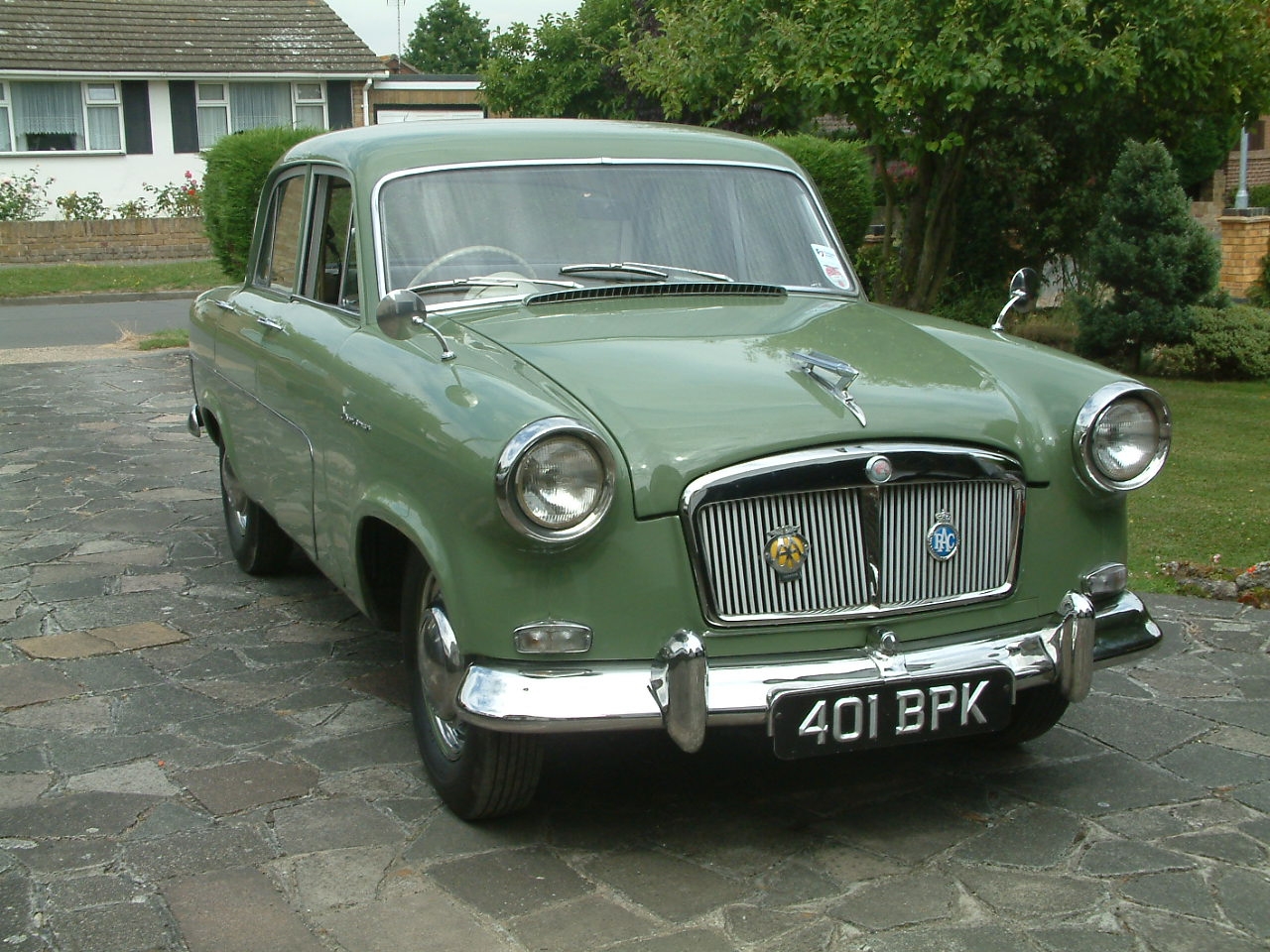 Standard Vanguard Database: 017 - Standard Vanguard Sportsman