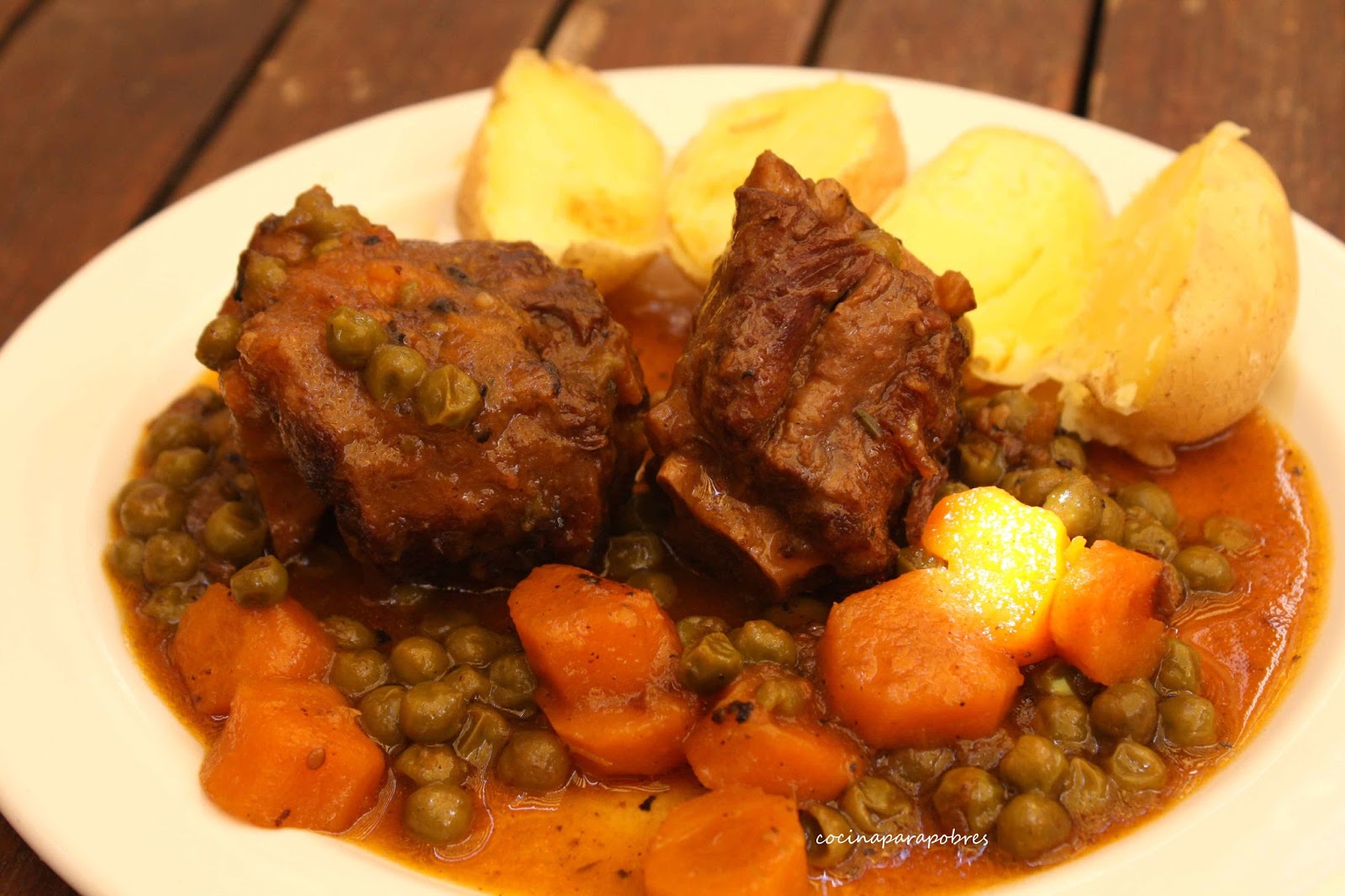 Rabo de toro guisado
