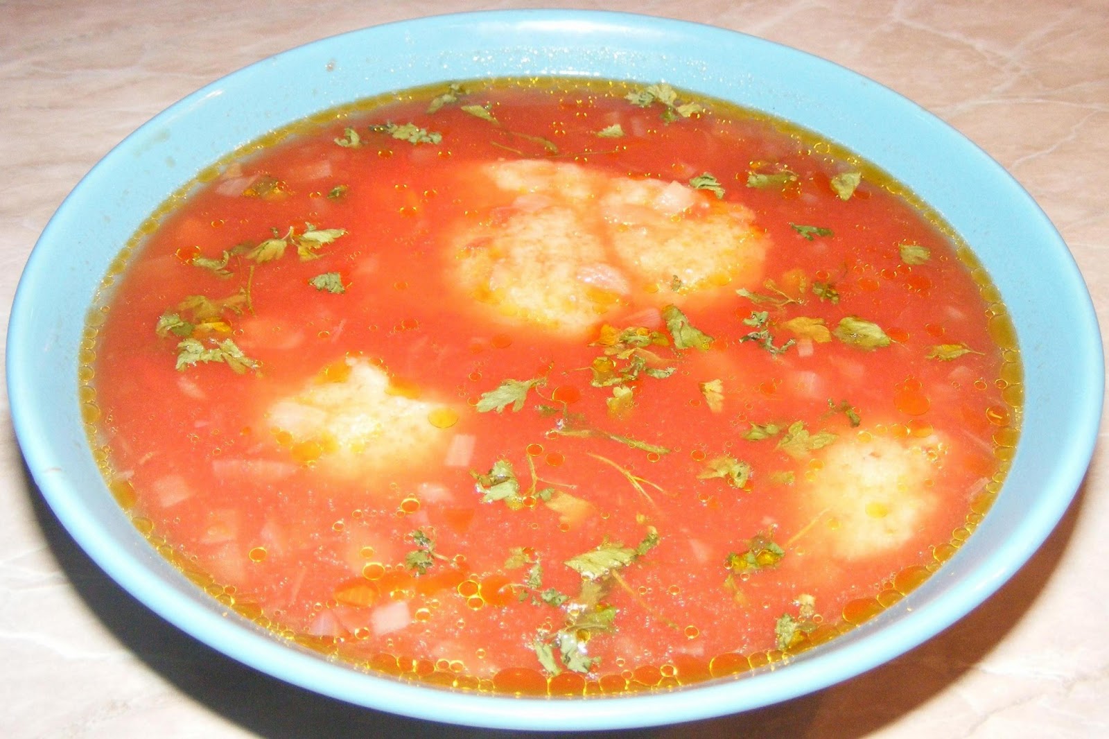 Supa de rosii cu galuste | Preparatedevis.ro