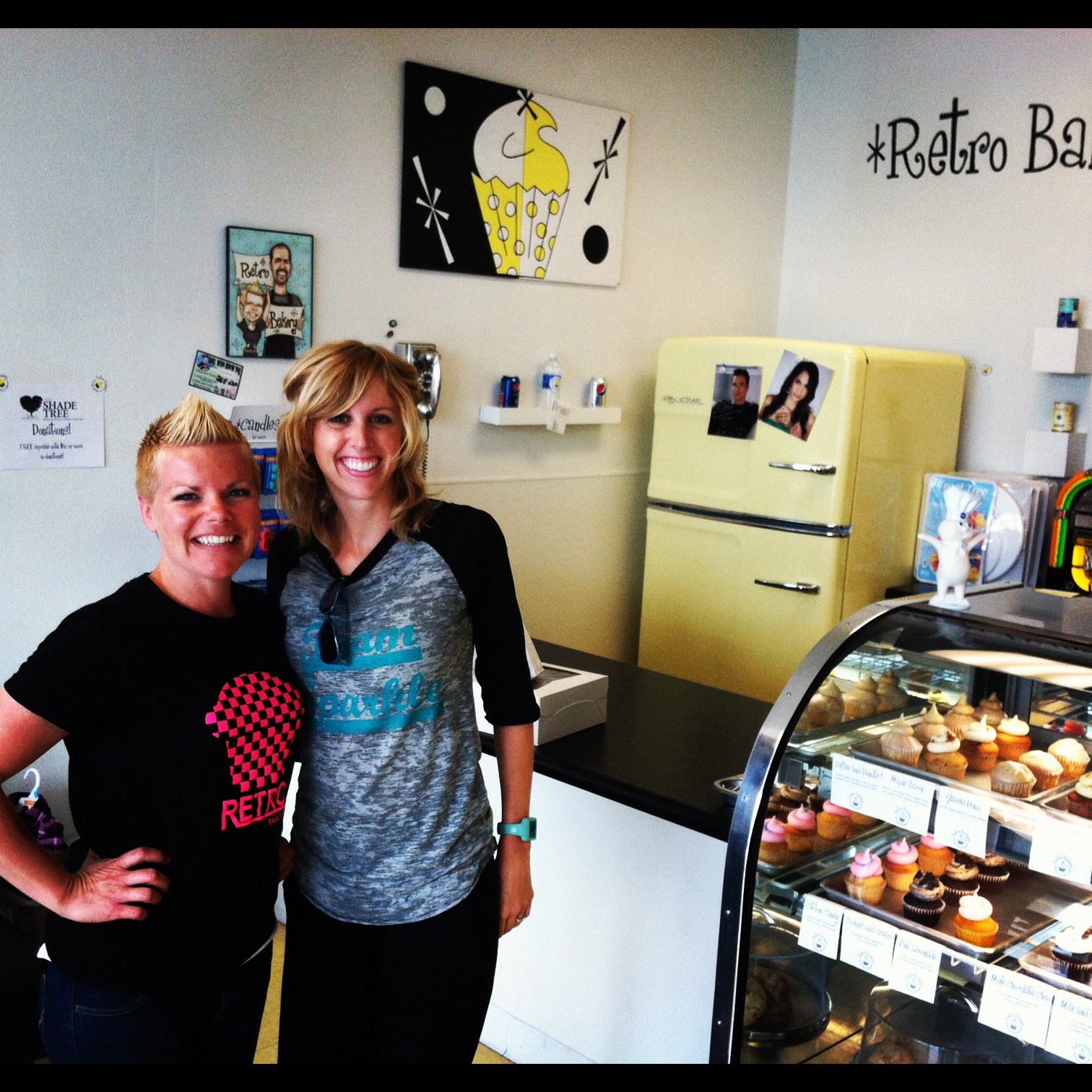 The Cupcake Activist: Review: Retro Bakery