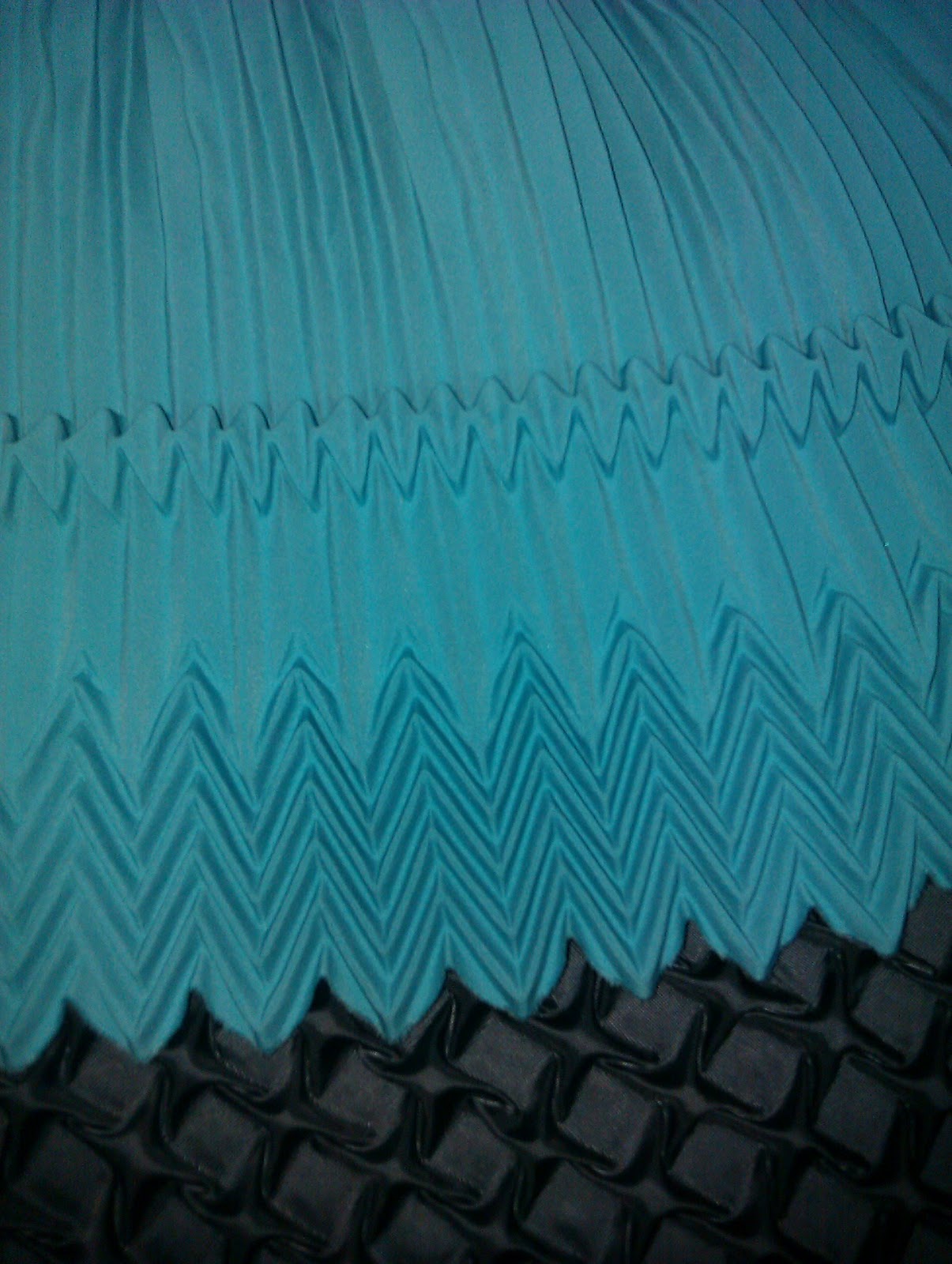 EXplore Creativity: WEEK 9 8/11/11 Pleating workshop