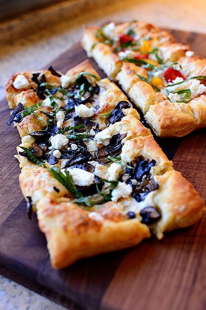 Puffed Pastry Pizza - Meal Prep Recipes For Busy People