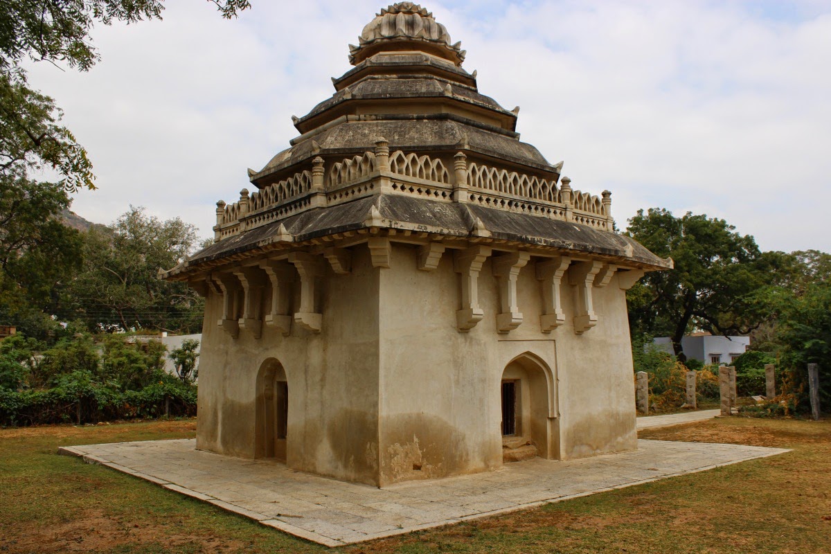 Journeys across Karnataka: Saluva Thimmarusu jail, Penukonda