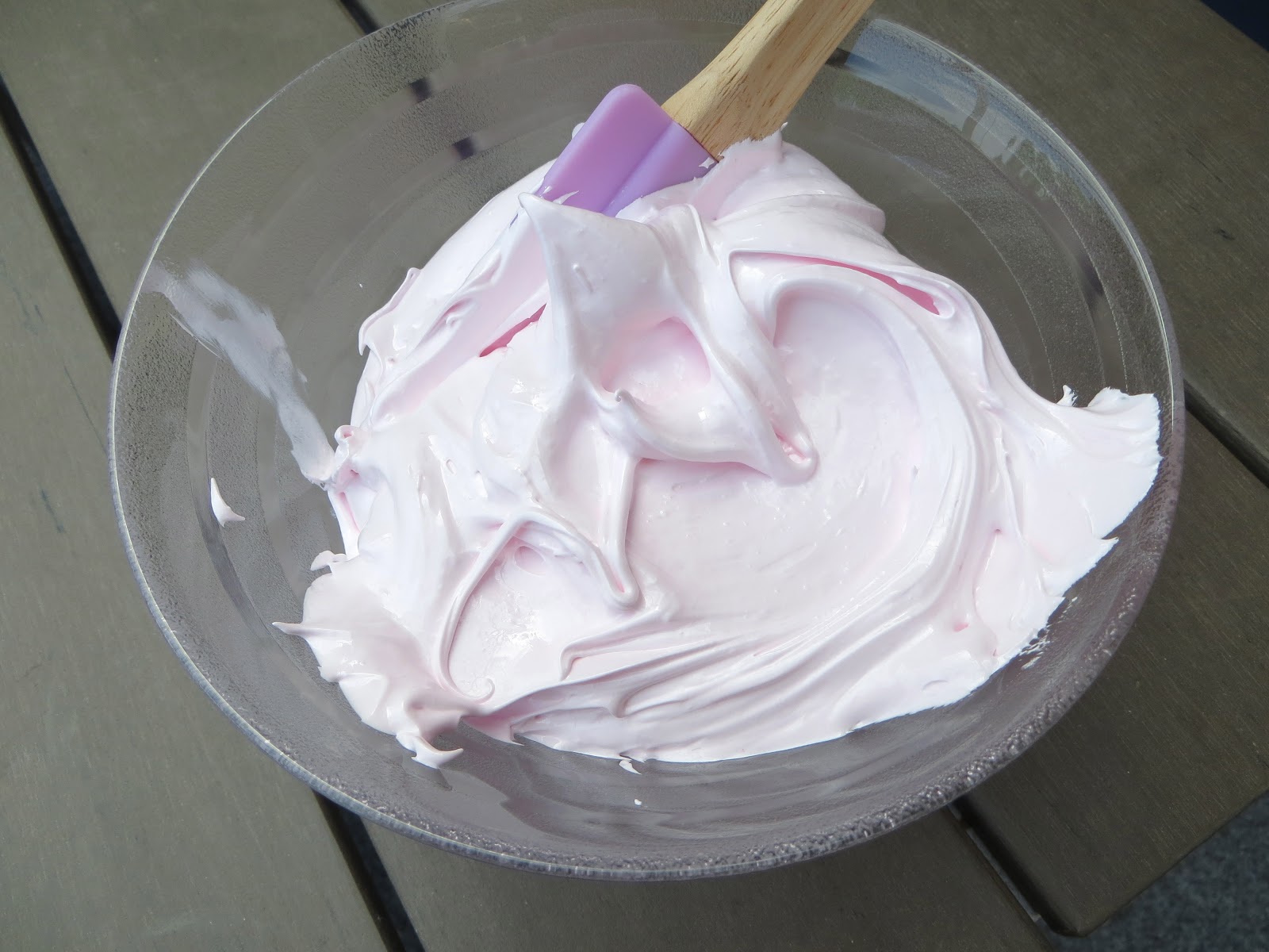 Matildas Kafferep: Angel Feather Icing