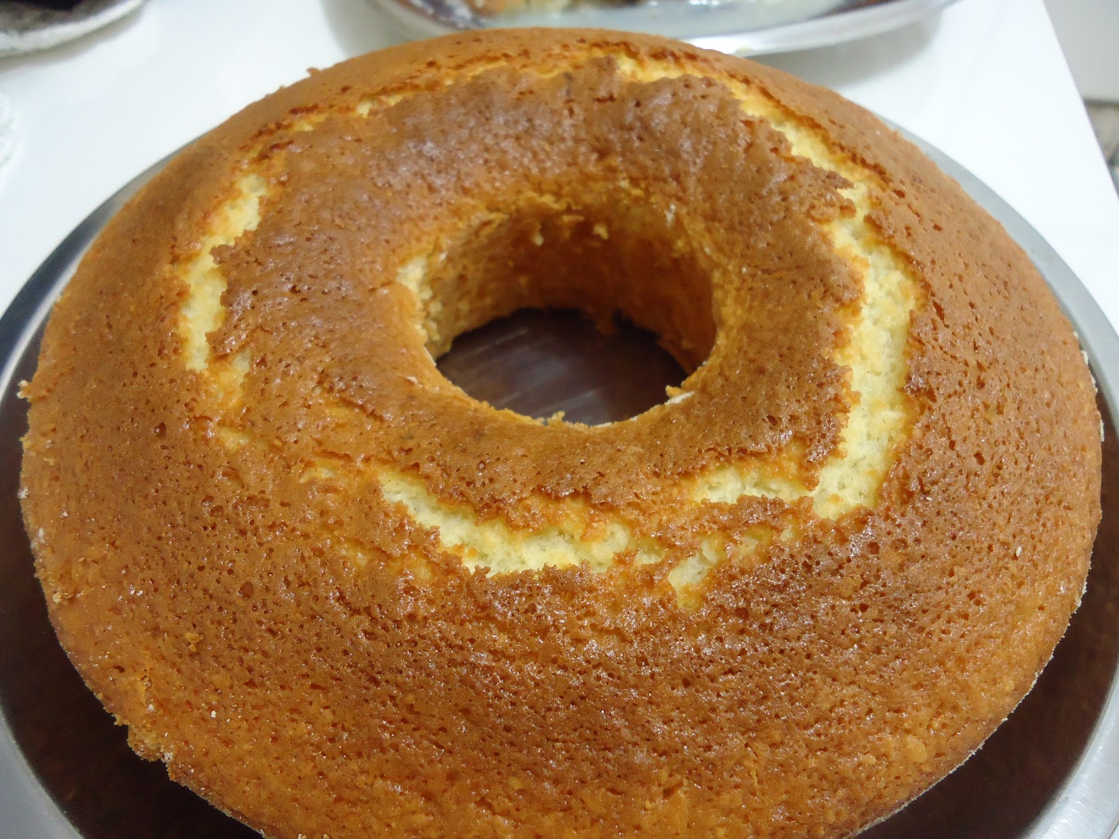 TRÊS BOLOS COM A MESMA MASSA