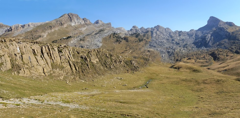 rocayflor: Paquiza de Linzola desde Linza