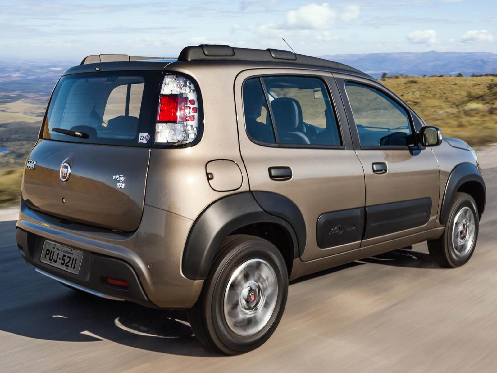 Novo Fiat Uno 2015: preços e itens de série e opcionais | CAR.BLOG.BR