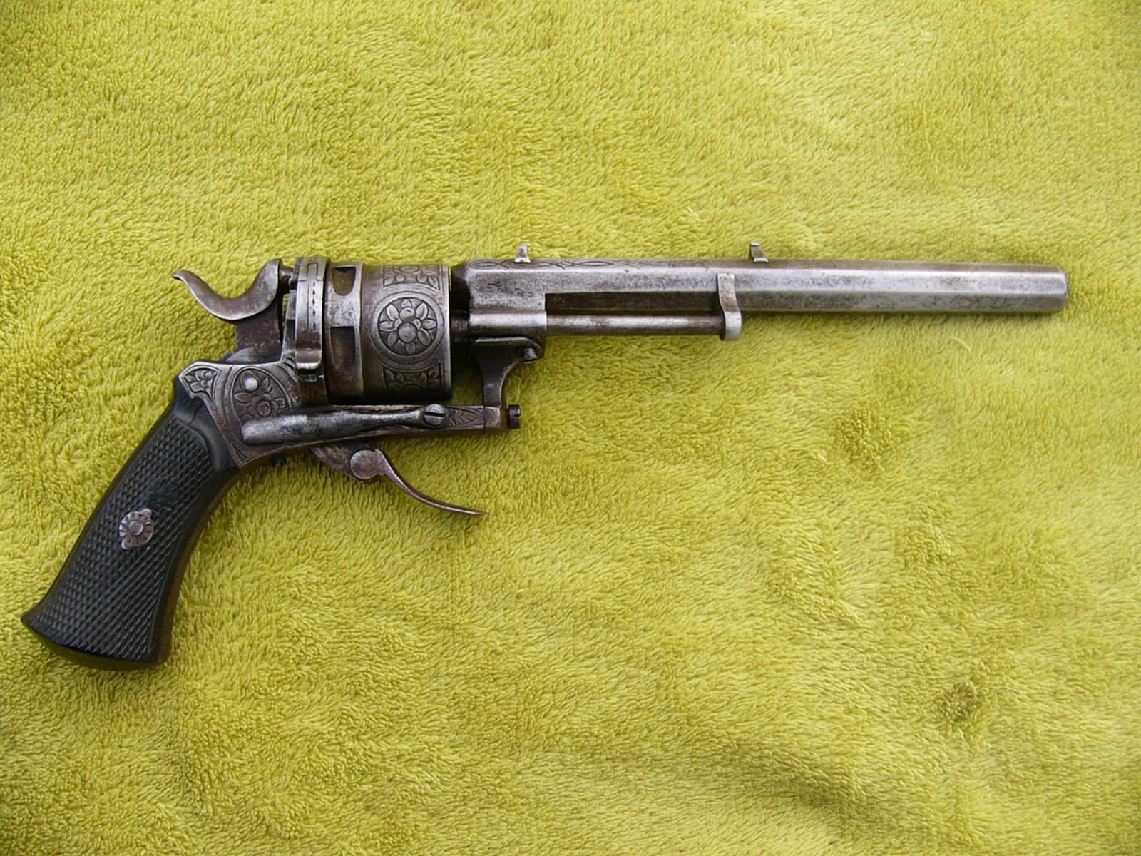 Sbírka historických zbraní: Belgian revolver for Austria-Hungary ...