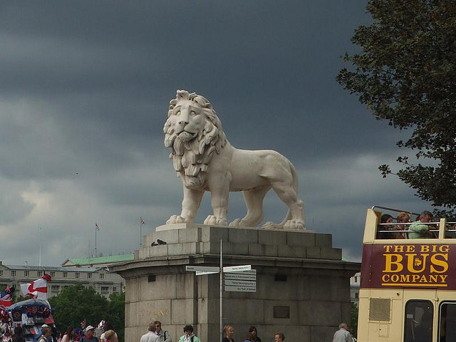 Nag on the Lake: LONCats: The Top 10 Cats Of London