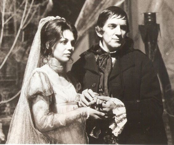 Shadows on the Wall: An Online Dark Shadows Fanzine: House of Dark ...