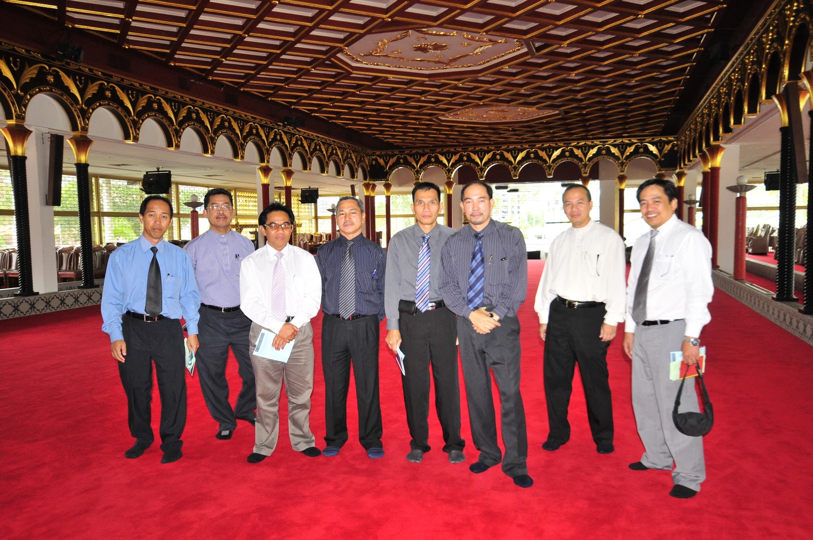 JAPSER TUTONG II: Lawatan ke Bahagian Pemberigaan Jabatan Adat Istiadat ...