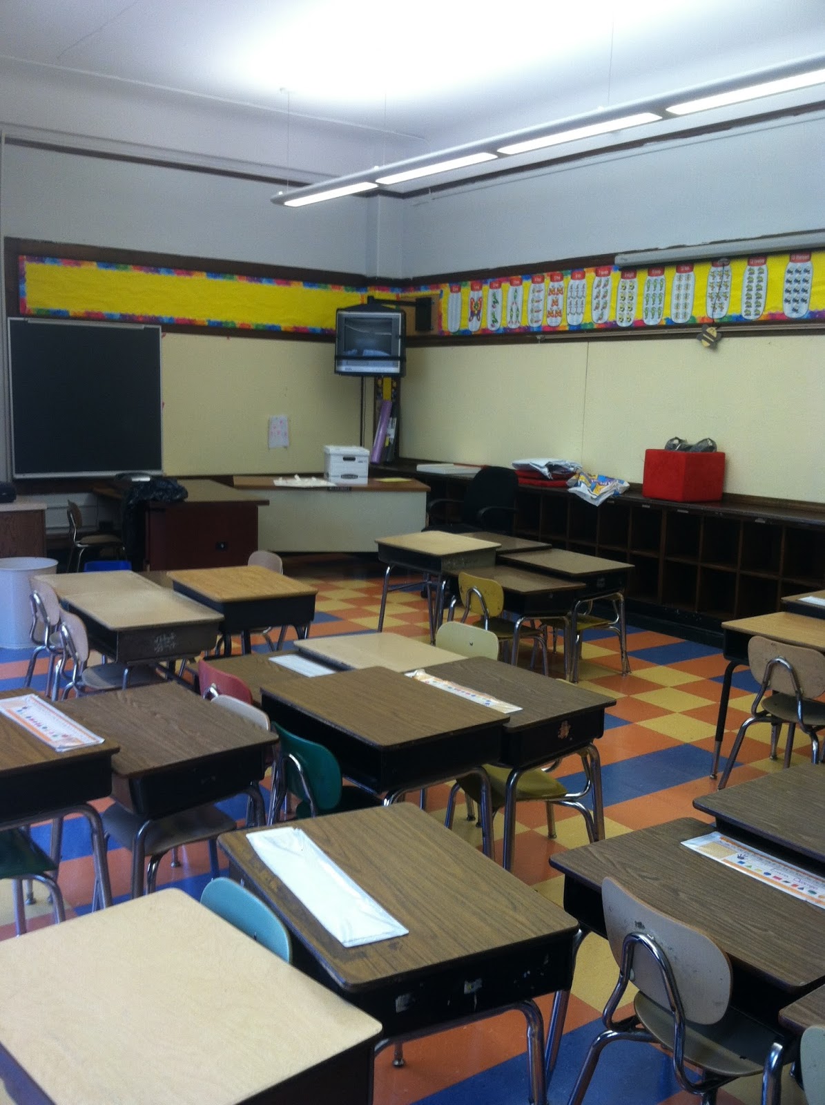 Just Wild About Teaching: Classroom Pics Made Public - Finally!