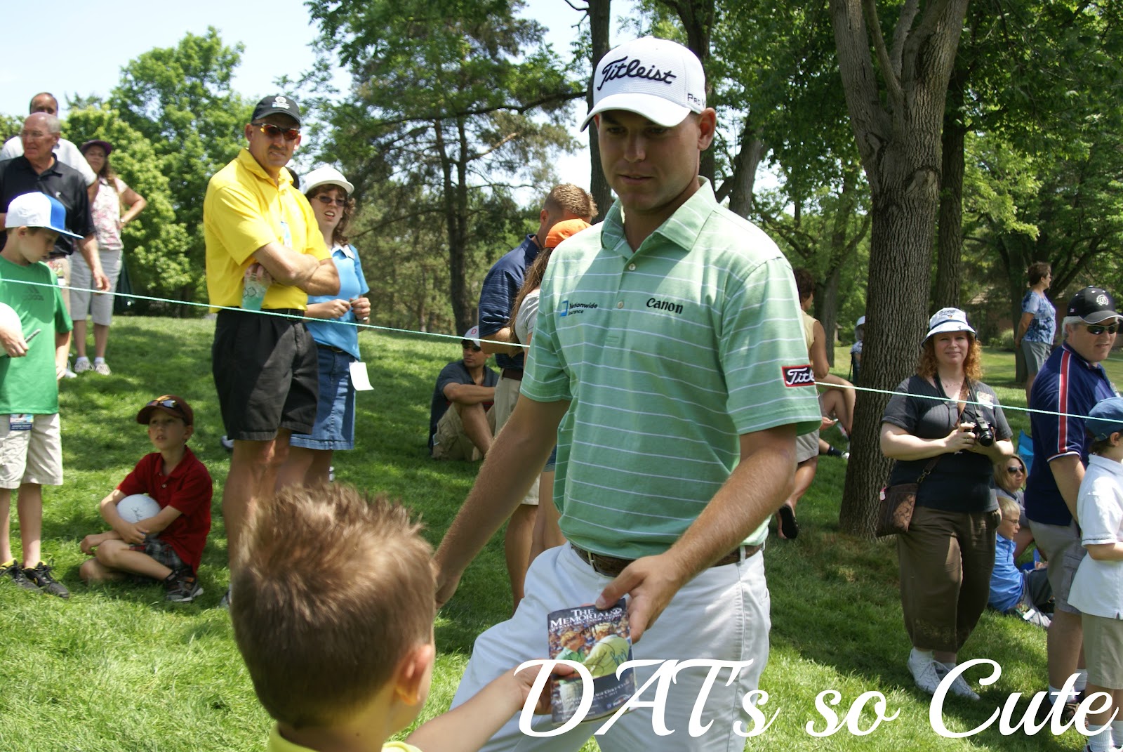 DAT's so Cute: PGA golfers show the love