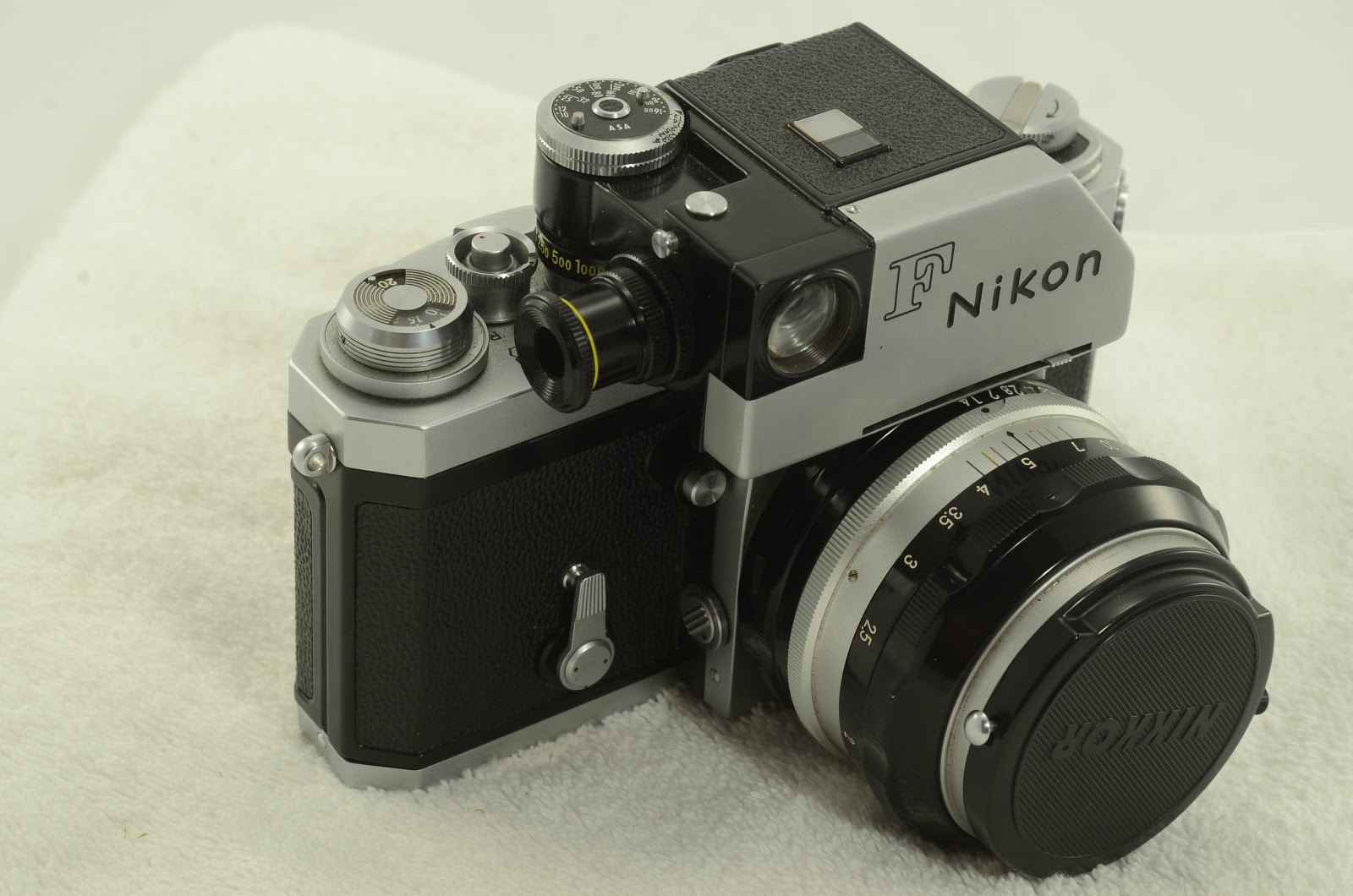 Vintage Camera House: Nikon F with Photomic Viewfinder and 50mm 1.4 Lens