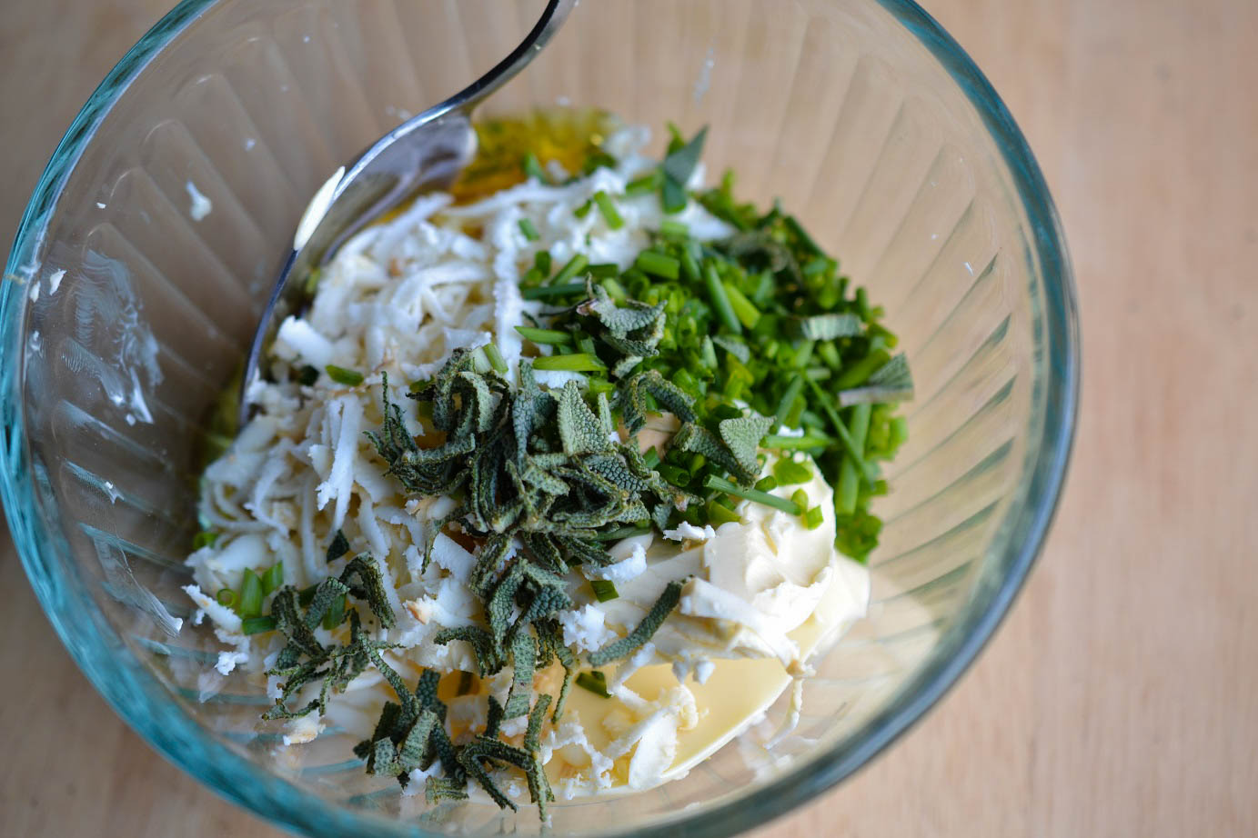 Greedy Girl : Sage chive and smoked mozzarella honey cream Biscuits