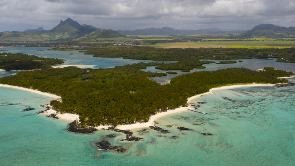 Mauritia: Lost Continent beneath the Indian Ocean | HISTORIES OF THINGS ...