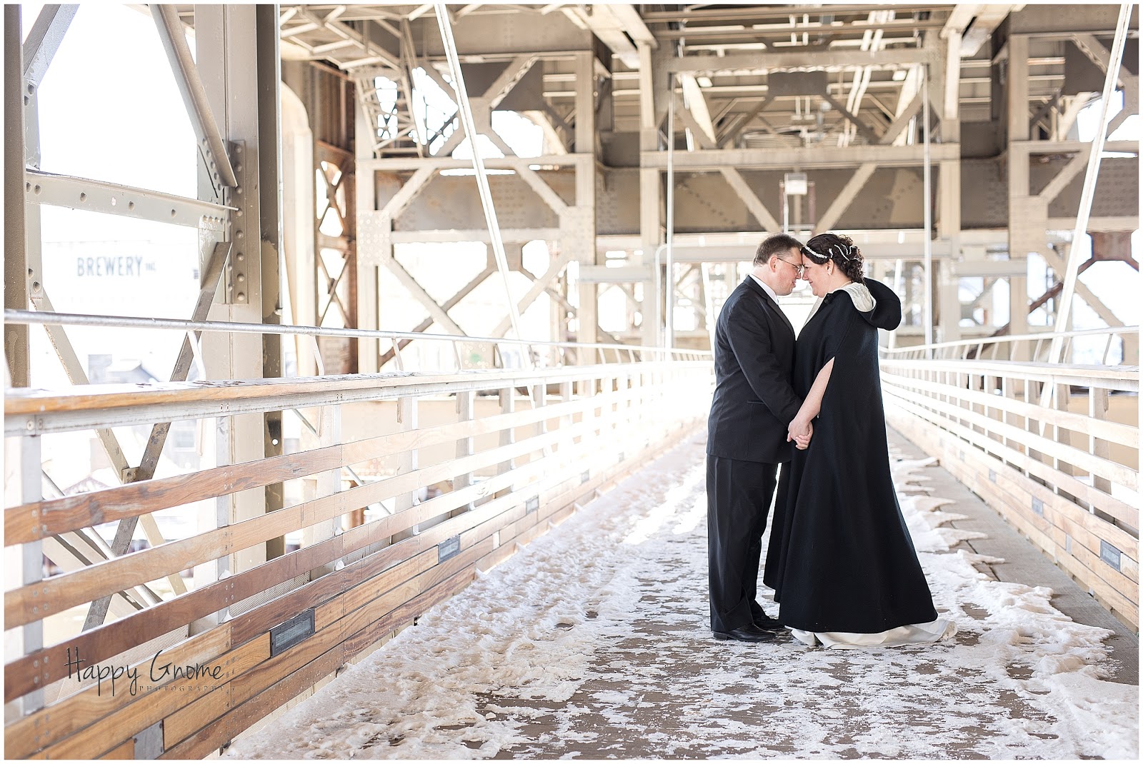 A Pabst Mansion Milwaukee Wedding // Leah and Chris // Happy Gnome ...