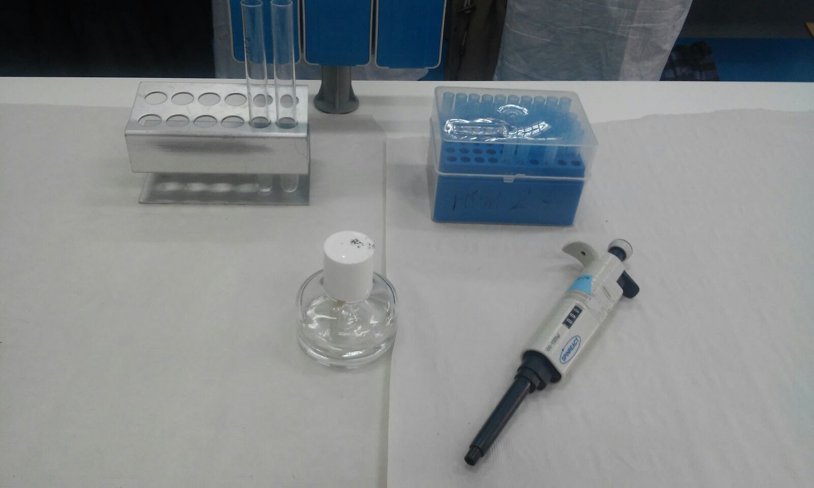 Prácticas Bioquímica: Determinación de glucosuria: Método del reactivo ...