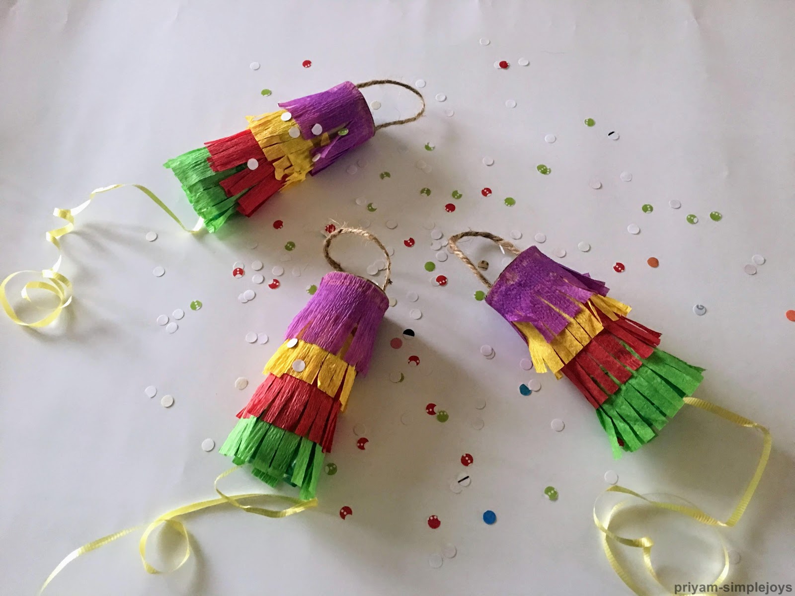 SimpleJoys: Mini Pinatas