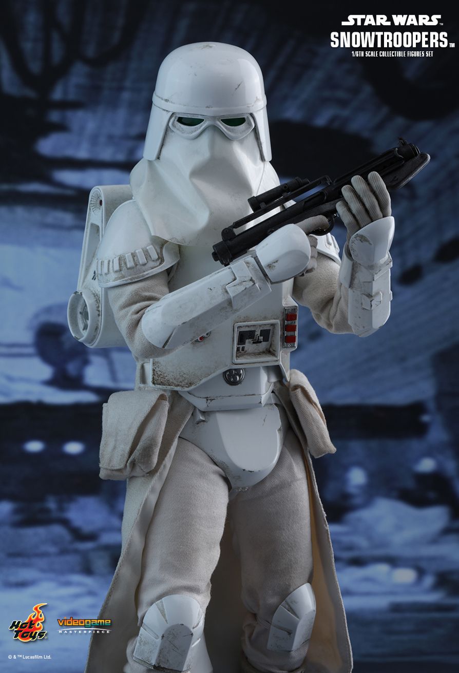 Stormtrooper: HotToys - Snow Trooper Battlefront