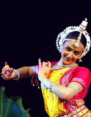 odissi dance style