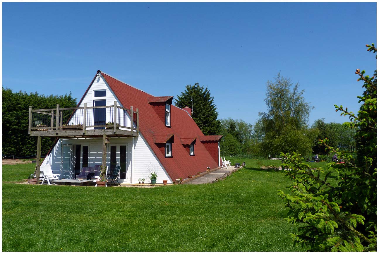 Lincolnshire Cam: Alvingham Lakes.