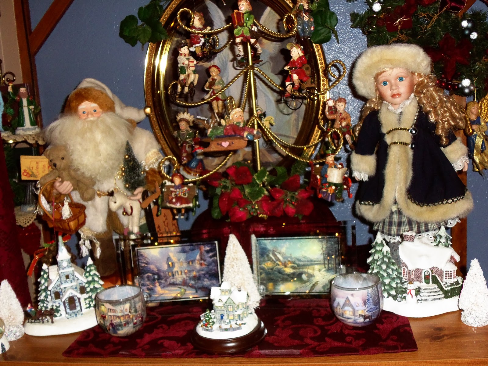 A DEBBIE-DABBLE CHRISTMAS: 19 Christmas Trees 2012!