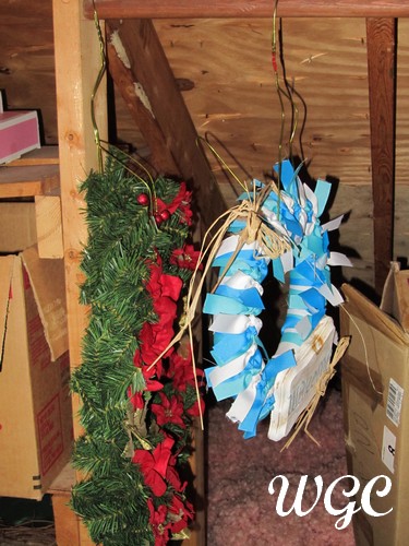 Wayward Girls' Crafts: Wreath Storage