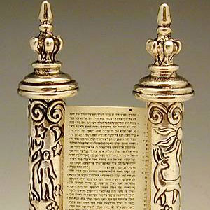 Inscription: Rolling and Sealing the Scroll