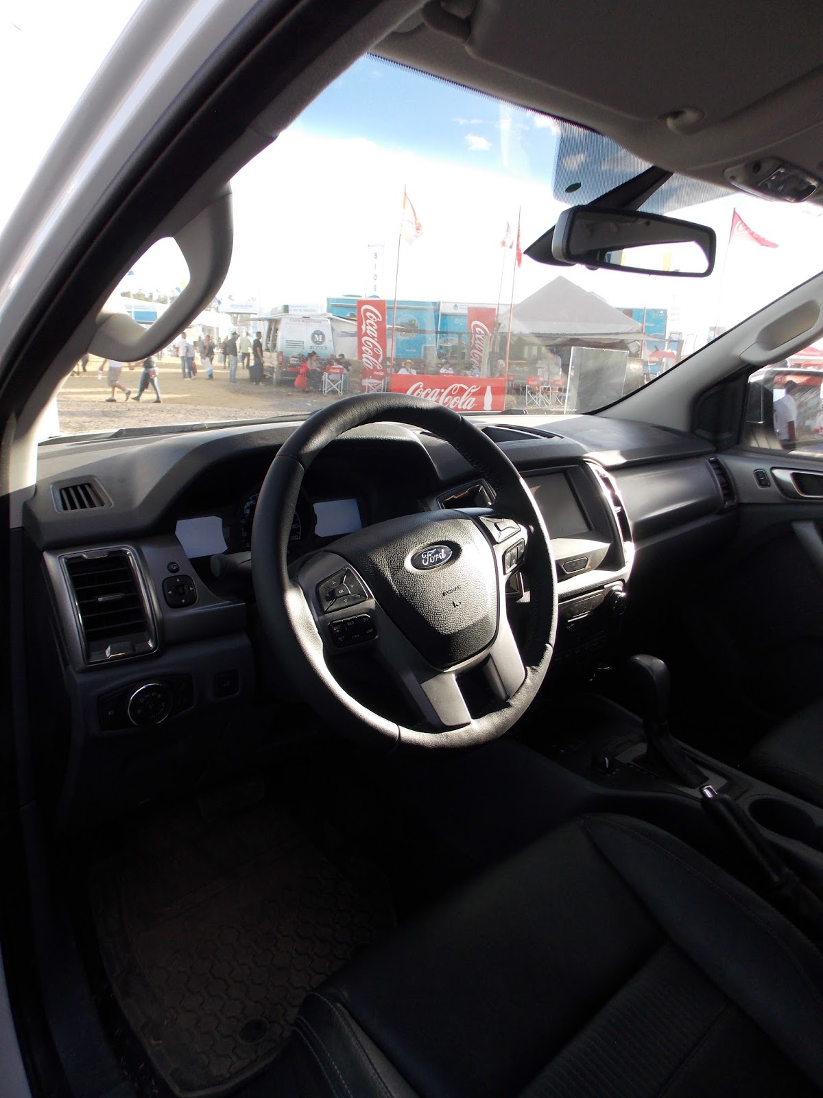 DIECIOCHO RUEDAS: FORD LANZA EN SUDAMÉRICA LA NUEVA RANGER 2016